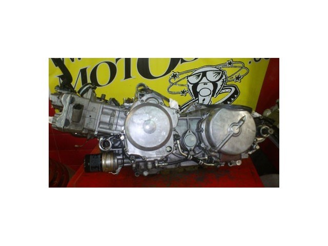 Motor completo del despiece o desguace de una moto Suzuki burgman 650 ...